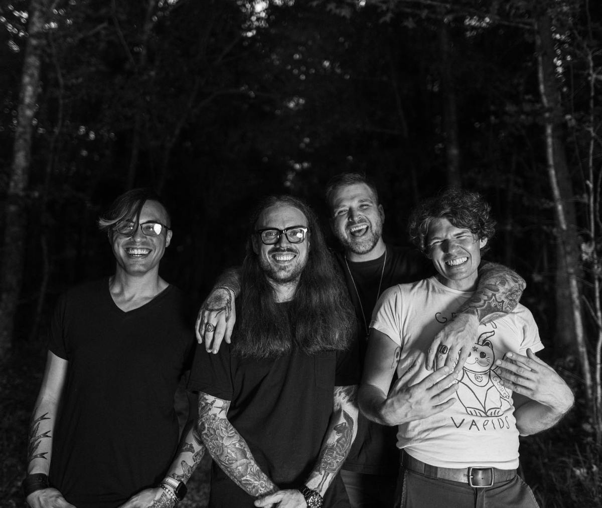 Escucha «Southern Sun», canción del nuevo disco de Brother Hawk «The ...